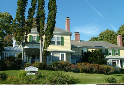 Maine Lodging, The Brewster Inn, Dexter, ME